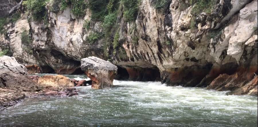 Bandung: Sanghyang Kenit Cave and Rainbow Waterfall Tour - Comparing Value and Experience