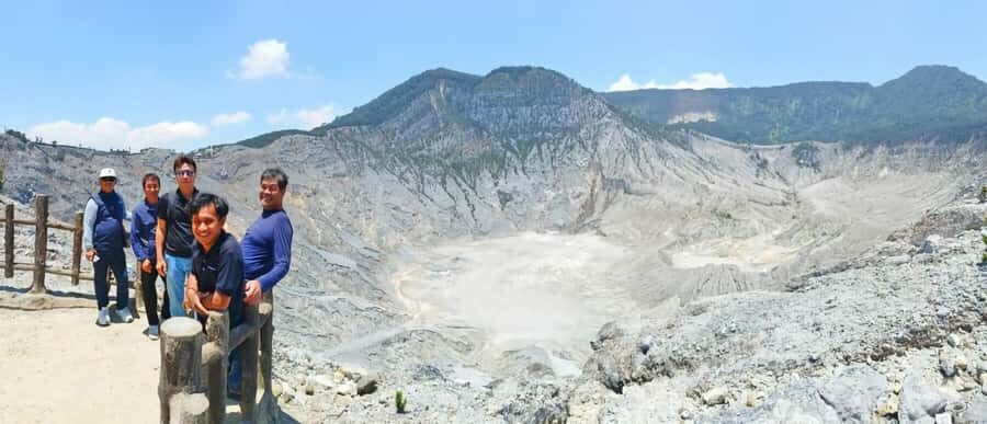 Bandung Tour : Volcano, Coffee Fields, Hot Springs Water - A Closer Look at What to Expect