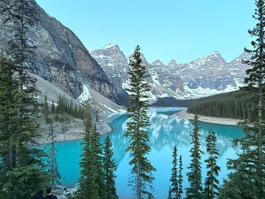 Banff: Moraine, Peyto, Bow, Lake Louise & Johnston Canyon - The Pros and Cons