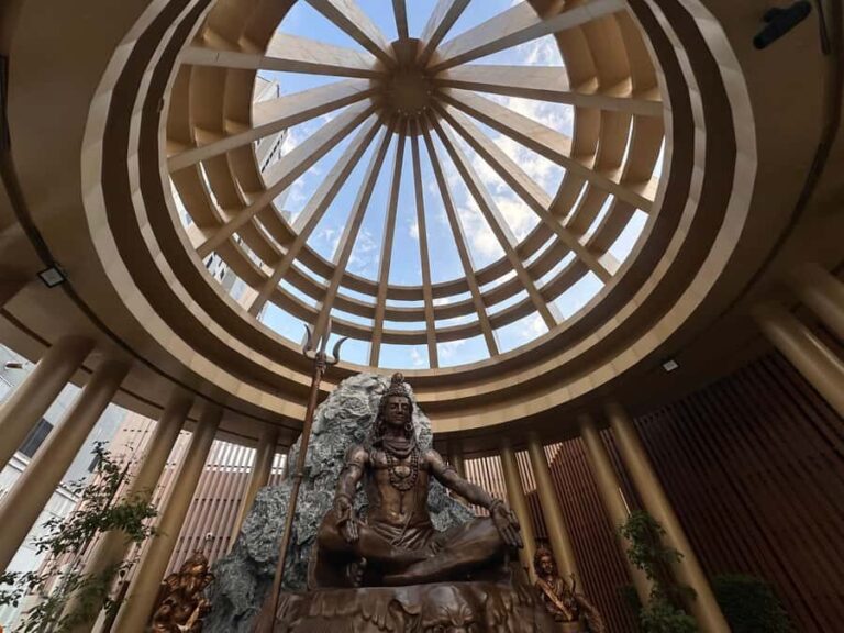 Bangkok: Blessing & Manifestation Tour; Love Wealth Success - What is the Bangkok Blessing & Manifestation Tour?