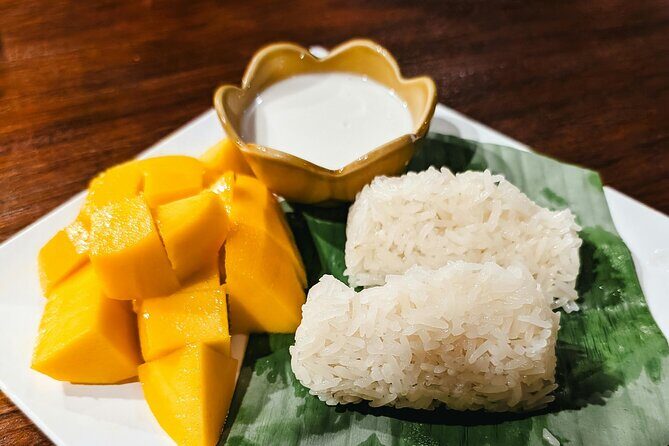 Bangkok Chinatown Food Tour: Eat Hidden Gems & Must-Try Dishes - Authentic Experience Worth Seeking Out