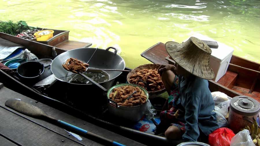 Bangkok: Damnoen Saduak and Erawan Waterfall Tour with Lunch - Transportation and Group Size