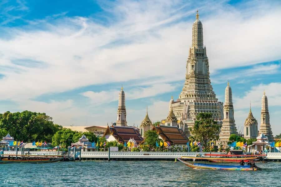Bangkok: Grand Palace, Wat Pho, and Wat Arun Guided Tour - A Deep Dive into the Tour Experience