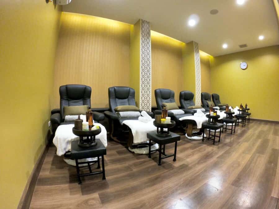 Bangkok: Lek Massage and Spa Experiences at Thonglor Soi 10 - What to Expect