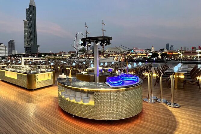 Bangkok Planate Dinner Cruise Experience - The Good and the Not-So-Good