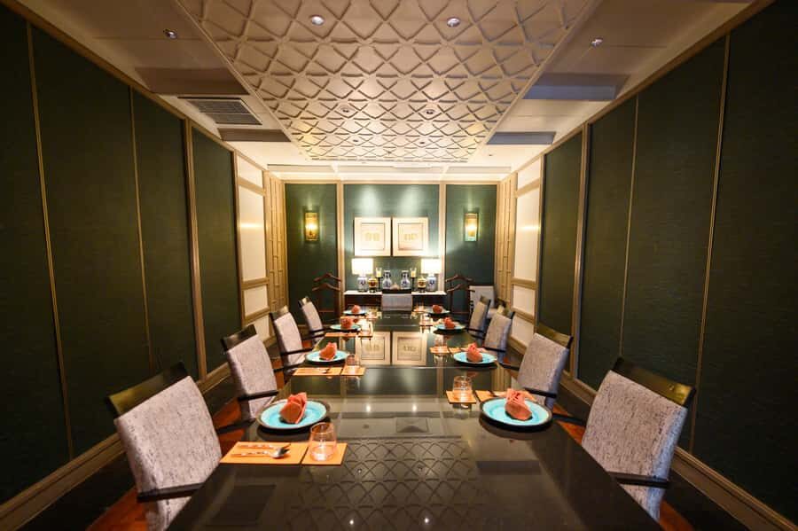 Bangkok: The House of Smooth Curry - The Athenee Hotel - What Makes This Experience Special?