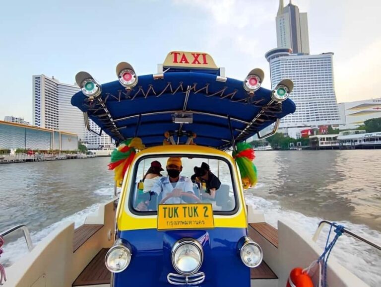 Bangkok: Tuk Tuk speedboat Ride on the Chao Phraya River - The Highlights of the Tour