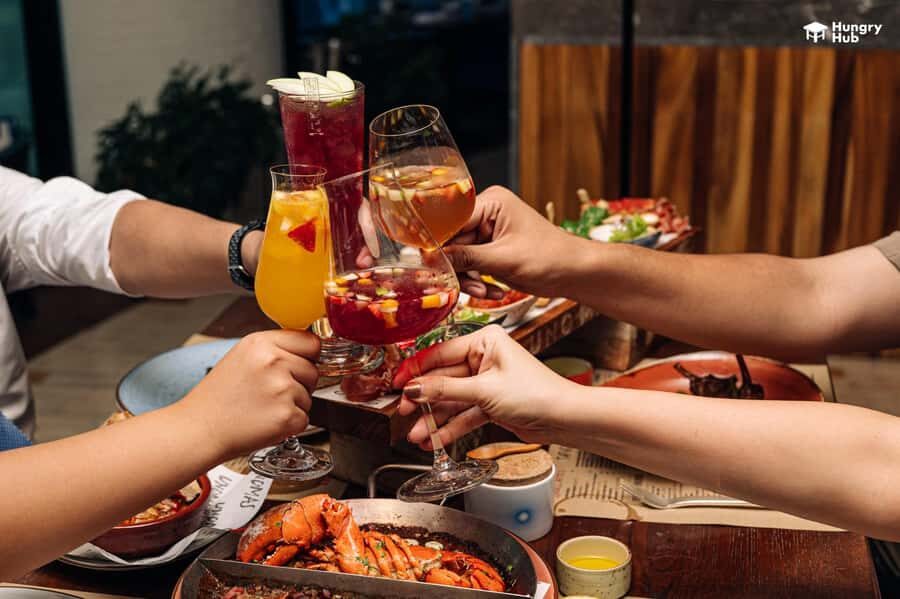 Bangkok: UNO MAS at Centara Grand Central World - The Experience: What You Can Expect