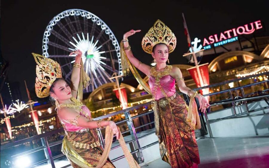 Bangkok: Vela Cruise Buffet Dinner on the Chao Phraya - Practical Aspects and Considerations