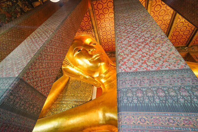 Bangkok Wat Pho and Flower Market Historical Walking Tour - Exploring the Detailed Itinerary