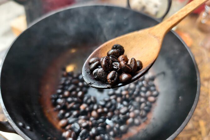 Bangkok's Hidden Island Bike, Pottery and Coffee Cultural Tour - Summary of Why This Tour Works