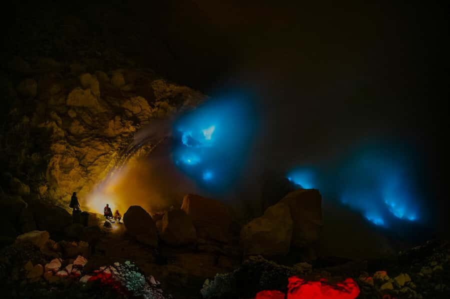 Banyuwangi/Bali: Mt Ijen Sunrise & Blue Flame in Guided Tour - Practical Considerations and Tips
