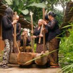 Banyuwangi: Osing Cultural Tour with Market & Village Walk - Detailed Breakdown of the Tour