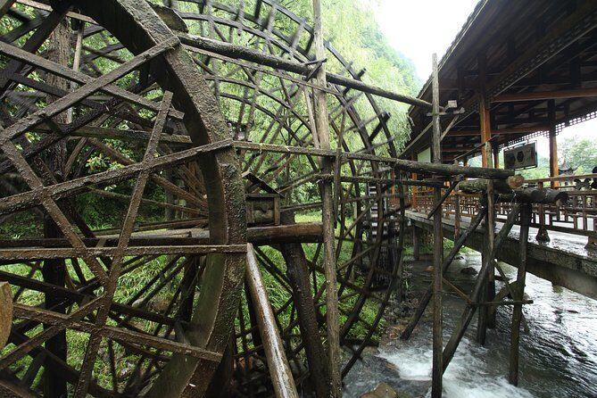 Baofeng Lake,Yellow Dragon cave and Glass Bridge Full Day Tour - Is This Tour Right for You?
