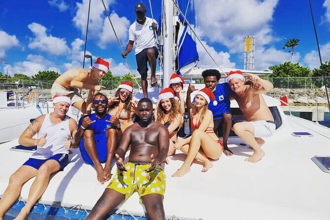 Barbados Catamaran Snorkeling Turtle and Shipwrecks tour - What Makes This Tour Stand Out?