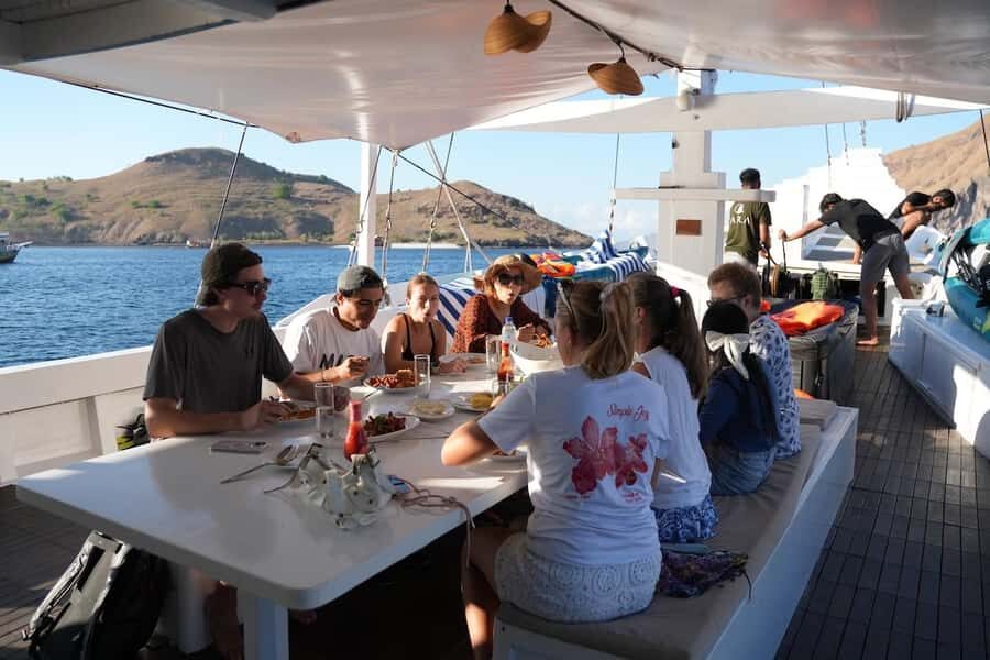 Bare Sea Liveaboard 2D1N on Standard Boat from Labuan Bajo - The Islands and Activities