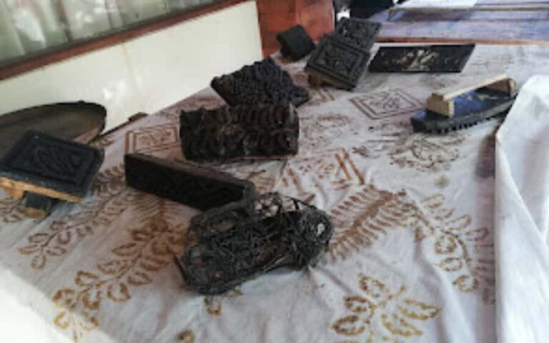 Batik Through the Eyes of a Local Balinese Family - Who Will Love This Tour?