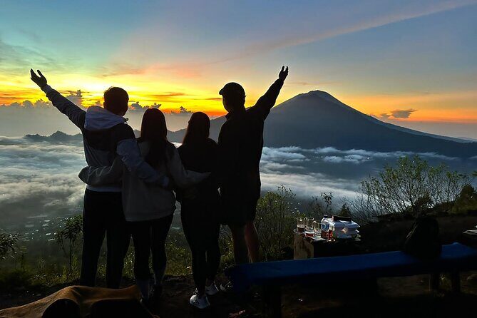 Batur Volcano Trekking And Hot Spring Private Guided Tour - What You Can Expect from the Itinerary