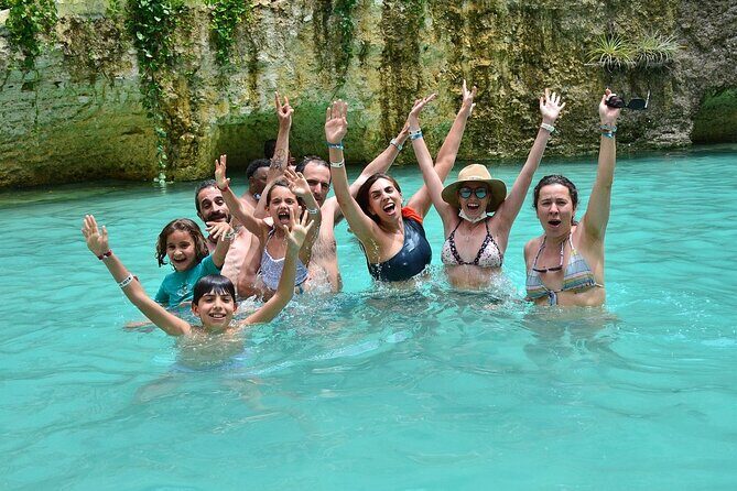 Bávaro Adventure Park Outdoor Fun and Zip Lines with Lunch - The Experience and Group Size