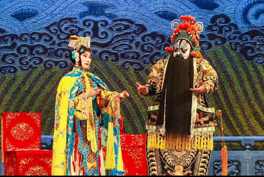 Beijing: Peking Opera Show, Dinner+Houhai Lake Night Tour - Who Is This Tour For?