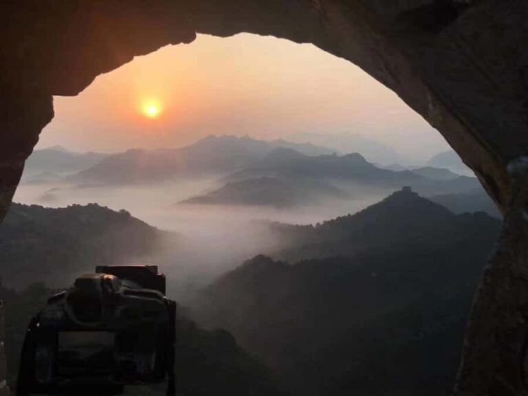 Beijing: Private Tour to Jinshanling Great Wall with Options - The Experience of the Guides and Transportation