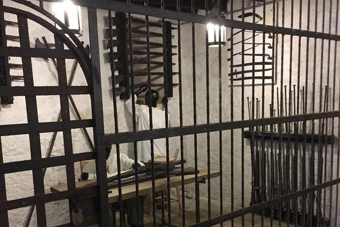 Bermuda National Trust History Tour - Transportation and Group Size