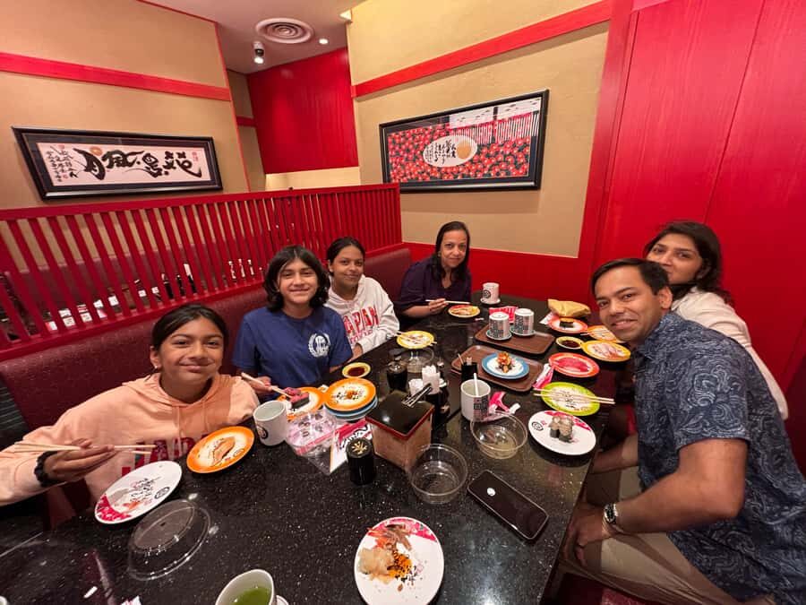 Bespoke Kanazawa Private Night Tour: Local Food & Secrets - Discovering Hidden Eateries and Traditional Streets