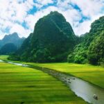 BEST SELLING TOUR Hoa Lu, Tam Coc/Trang An Eco, Mua Cave - The Itinerary Breakdown: What to Expect from Dawn to Dusk