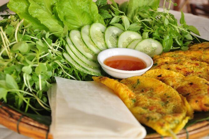 Bicycle experience countryside & cooking class in Hoi An - Visiting Tra Que Vegetable Village