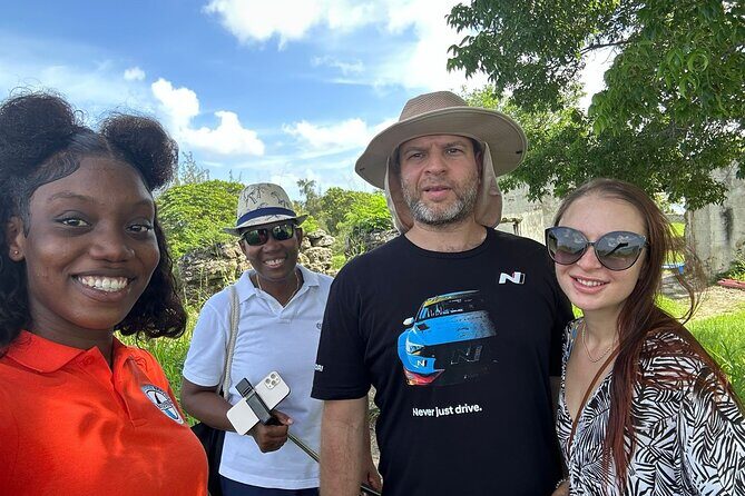 Biggvee Bus Adventure - A Closer Look at the Biggvee Bus Adventure