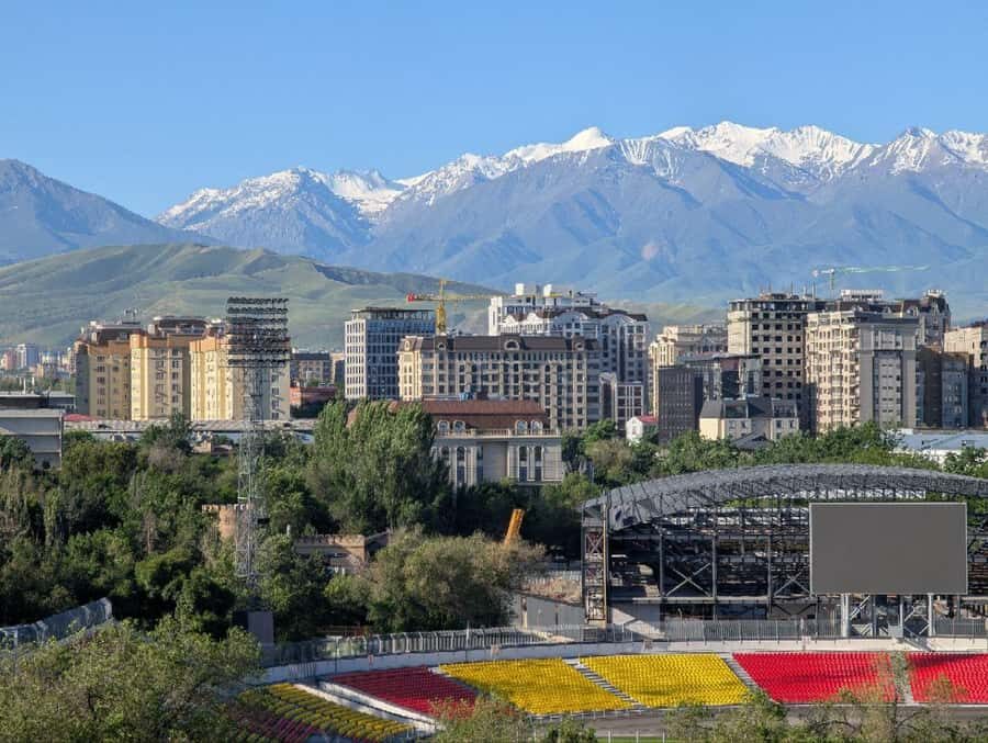 Bishkek: City Tour, Ata-Beyit and Osh Bazaar - The Significance of Ala-Too Square and the National Symbols