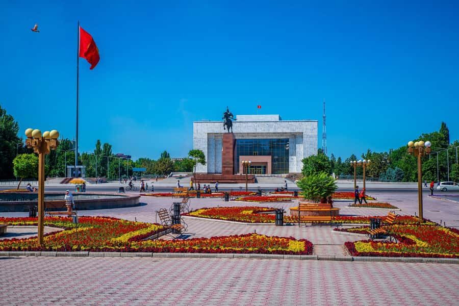 Bishkek: City walking Tour with Optional Bazaar Visit - What to Expect and Practical Tips