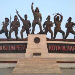 Blitar: Guided City Tour with Cycling and Toy Painting - Practical Details and Logistics