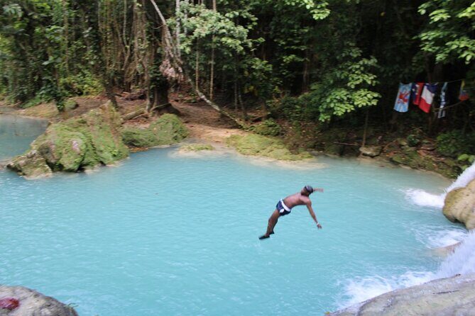 Blue Hole / Secret Falls Private Tour including Entry Fee - What Sets This Tour Apart?