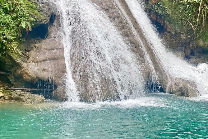 Blue Hole, Sightseeing and Shopping from Ocho Rios - Why This Tour Works Well