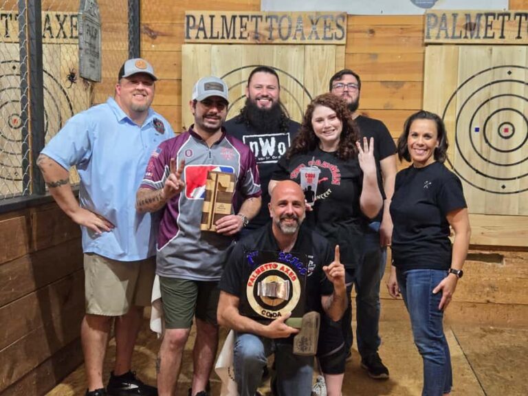 Bluffton: Axe Throwing Experience with Drinks and Snacks - Meeting Point and Access