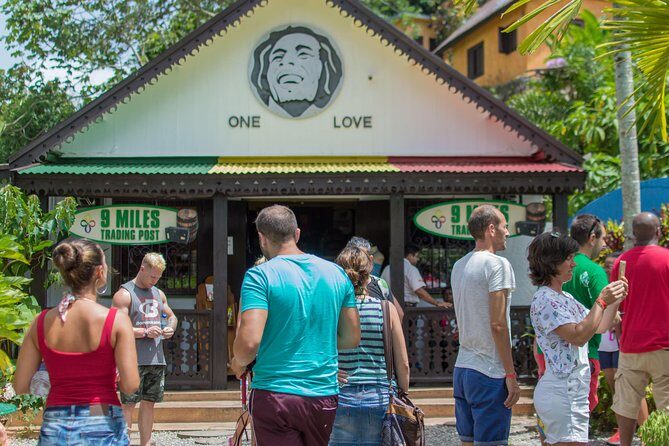 Bob Marley 9 Mile Tour Admission - The Mausoleum: Paying Respects to the Legend