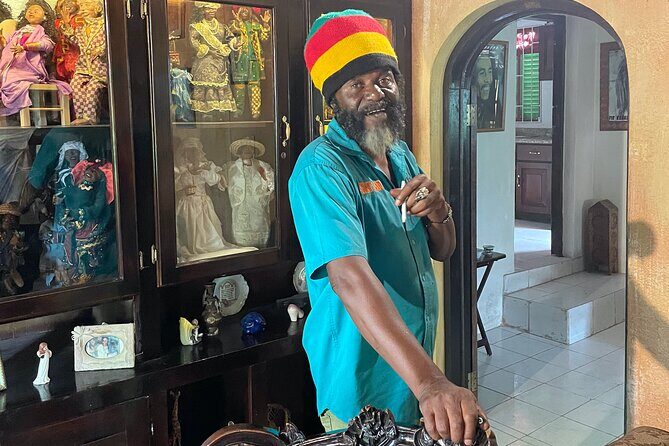 Bob Marley's Nine Mile Mausoleum Tour (Complimentary Rum Punch) - Authenticity and Emotional Impact