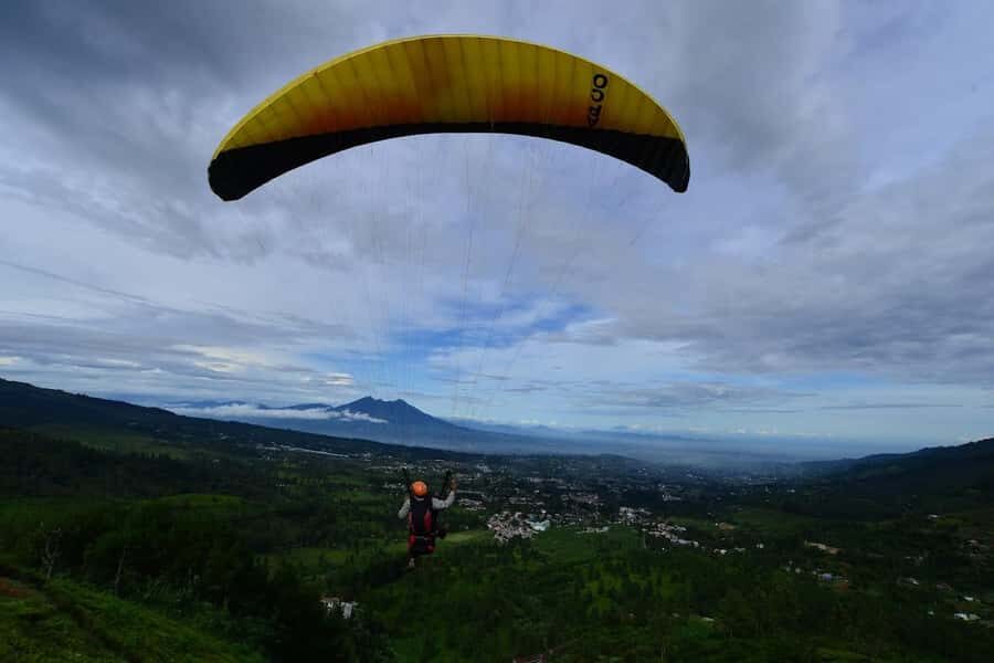 Bogor/West Java: Paragliding With Pilot - Setting the Scene: What to Expect at Bogor’s Paragliding Site