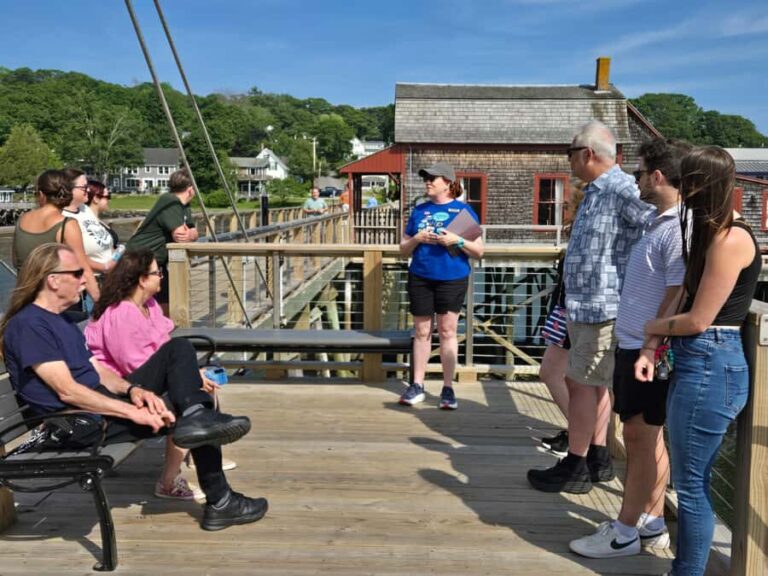 Boothbay Harbor: Boos and Brews Walking Ghost Tour - What to Expect from the Experience