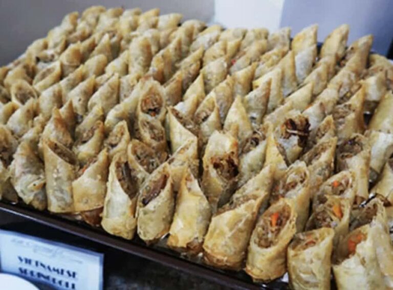 Boracay La Carmela Hotel Buffet EnjoyAuthentic Filipino Food - Who Should Consider This Experience?