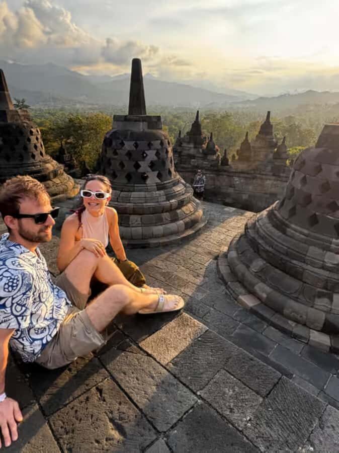 Borobudur Climbup Guarantee and Prambanan Tour all include - Exploring Yogyakarta’s Temple Gems in One Day