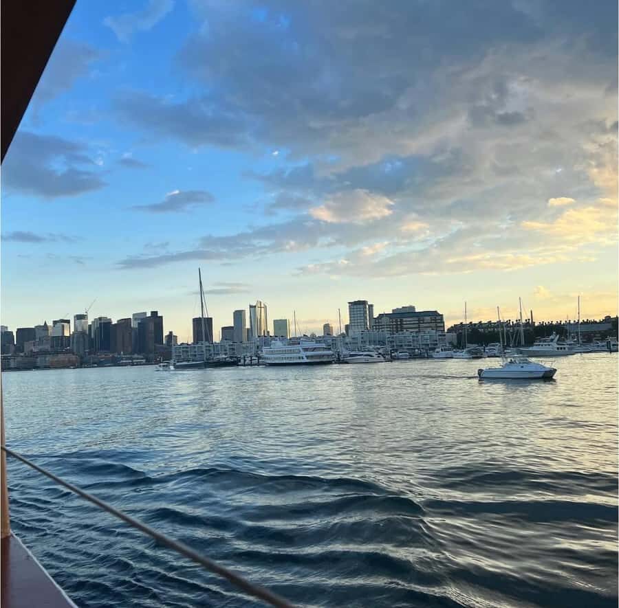 Boston: Dinner Cruise with Buffet and Live Music - What to Expect from the Boston Dinner Cruise