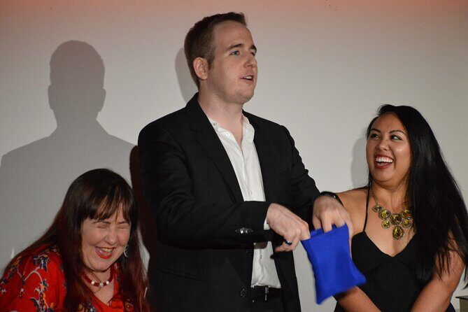 Bring the Magic Home - A Virtual Interactive Performance - An In-Depth Look at the Experience