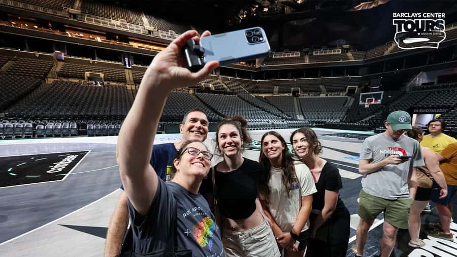 Brooklyn, NYC: Barclays Center Tour Experience - What Makes the Barclays Center Tour Special?
