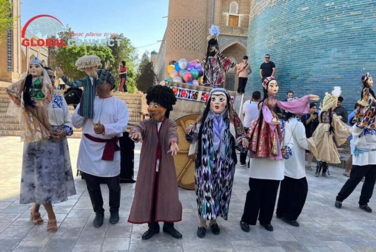 Bukhara Walking Day Tour with a Local Guide - The Tour Experience in Detail