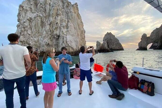 Cabo San Lucas Sunset Cruise with Unlimitted Drinks - What to Expect When You Book