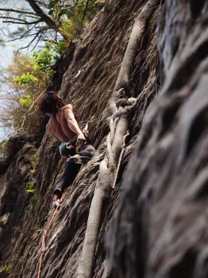 Caldera Rock Climbing: Conquer Volcanic Cliffs in Bali - The Climbing Experience