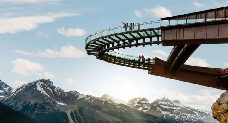 Calgary/Banff : Columbia Icefield, Skywalk, Crowfoot & lakes - The Experience’s Worth and Considerations