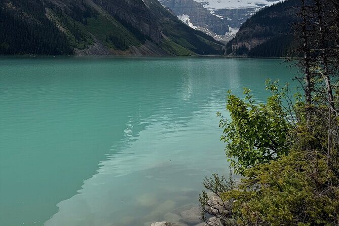 Canadian Rockies Full Day Guided Tour - Transportation and Group Dynamic